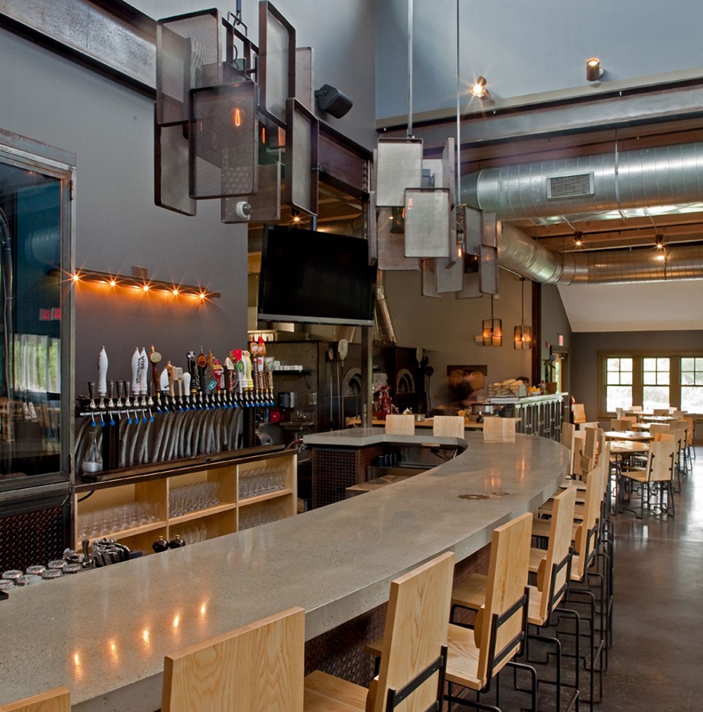 Bar area and commercial kitchen - Houses and Barns